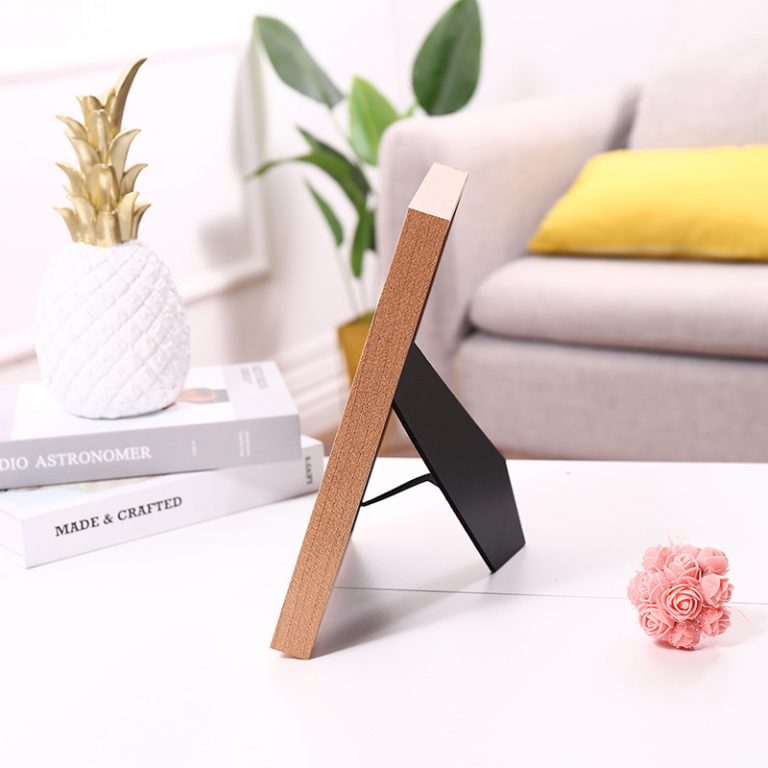 Handmade modern creative solid wood photo frame set up